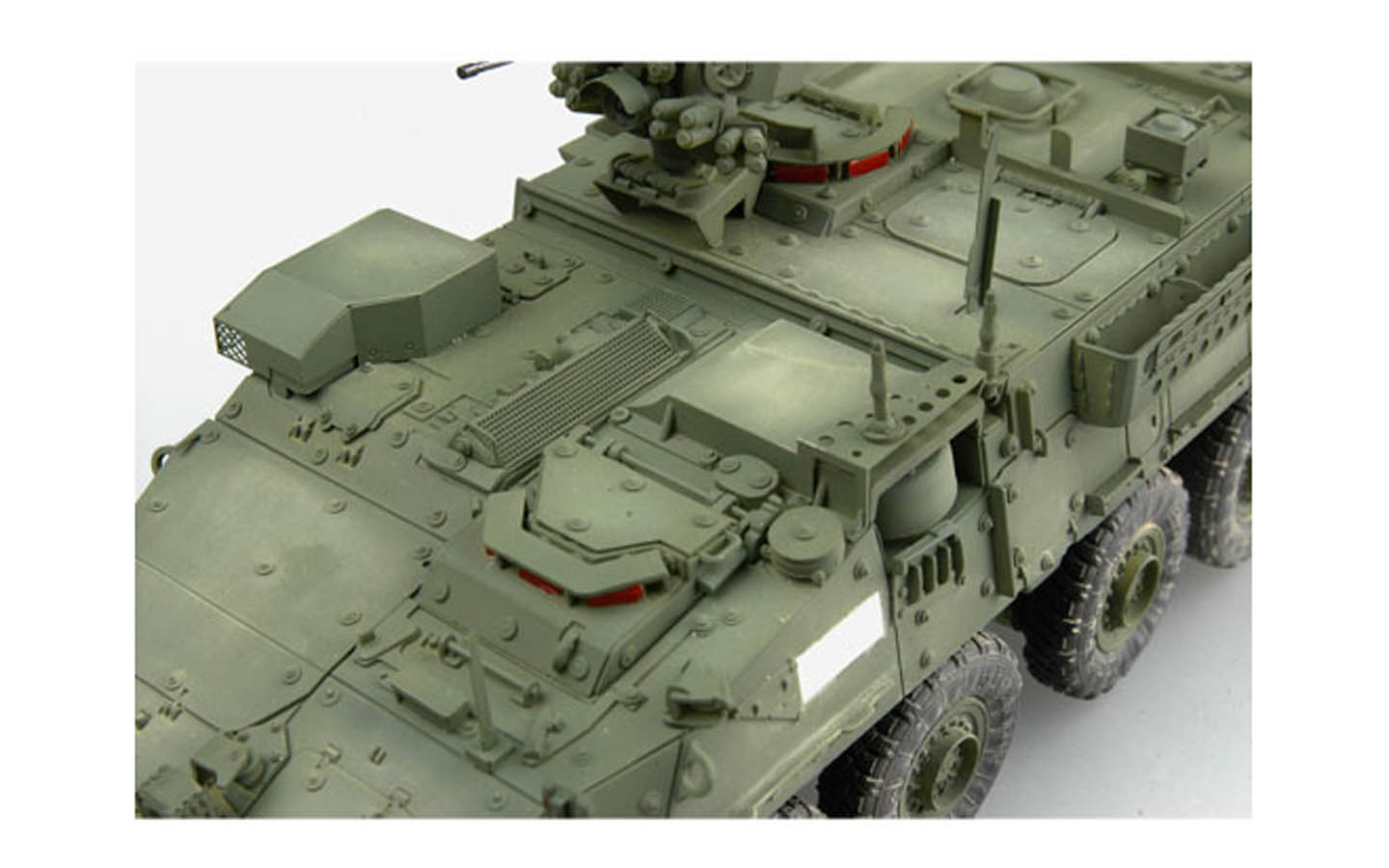 M1130 Stryker Command Vehicle - Trumpeter 00397 | kingshobby.com