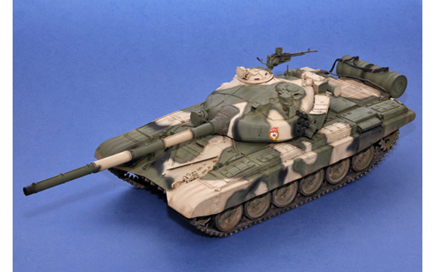 Russian T-72B MBT - Trumpeter 00924 | kingshobby.com