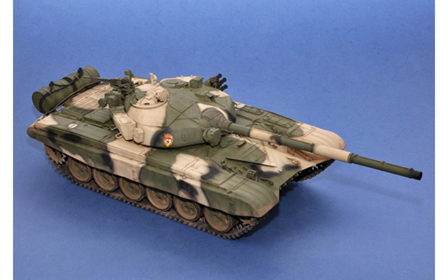 Russian T-72B MBT - Trumpeter 00924 | kingshobby.com