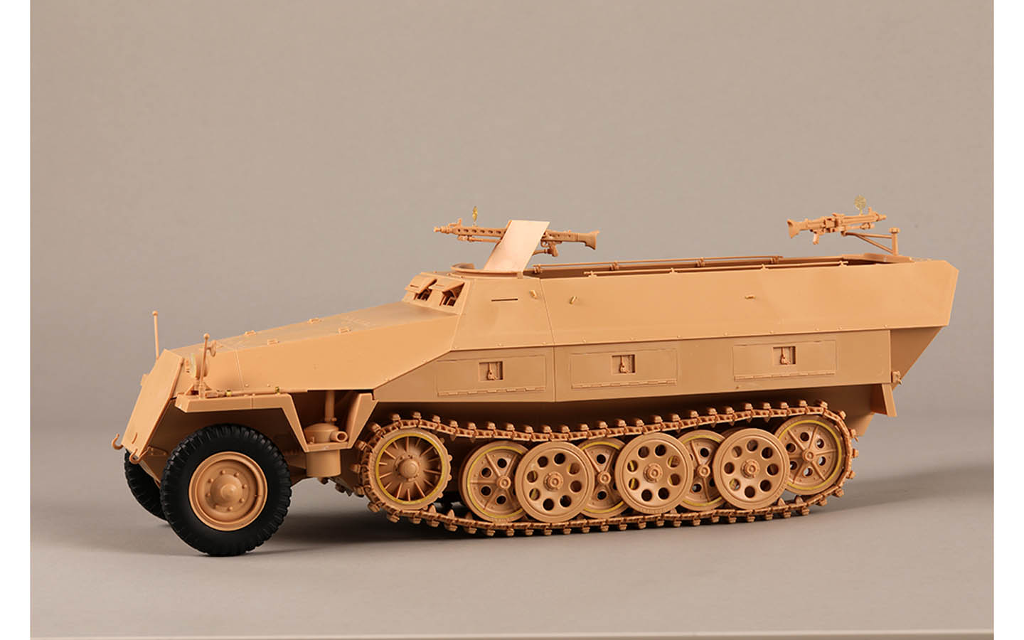 Sd.Kfz 251 D - Trumpeter 00942 | kingshobby.com