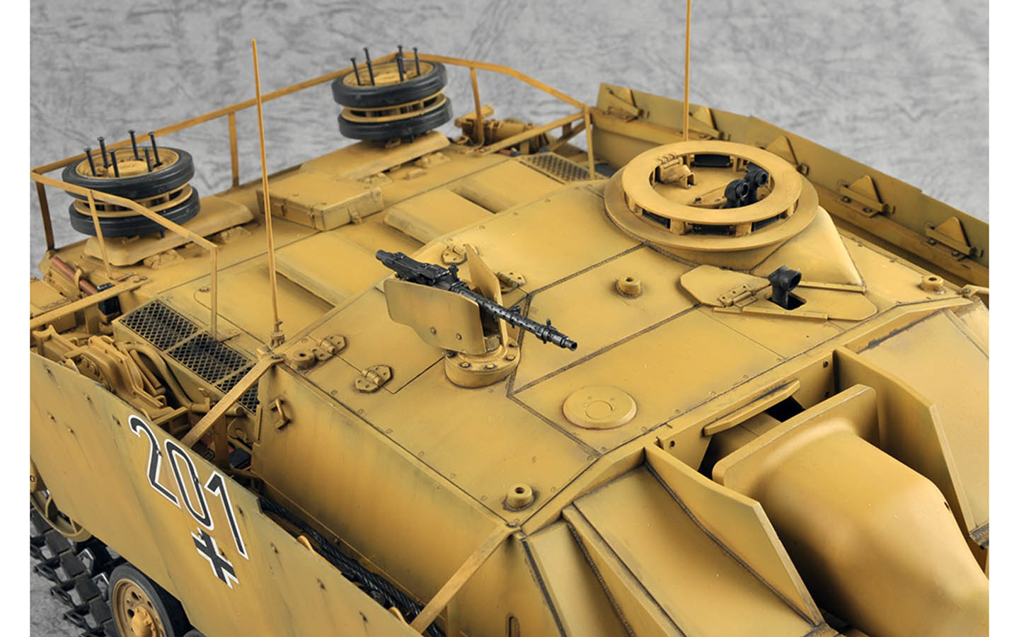 StuG.III Ausf. G Late Production (2 in 1) - Trumpeter 00947 ...