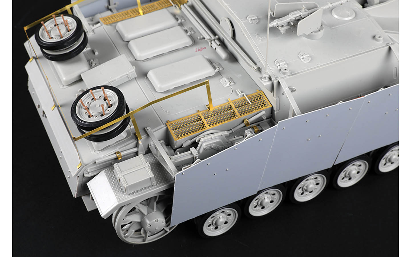 StuG.III Ausf. G Late Production (2 in 1) - Trumpeter 00947 ...