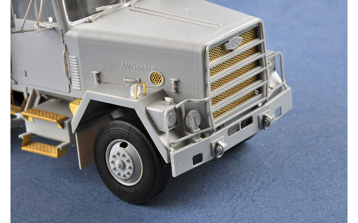 M915 Truck with M872 Flatbed trailer & 40FT Container - Trumpeter 01015 | kingshobby.com