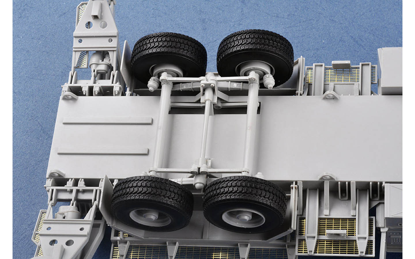 M901 Launching Station & AN/MPQ-53 Radar set of MIM-104, Patriot SAM ...