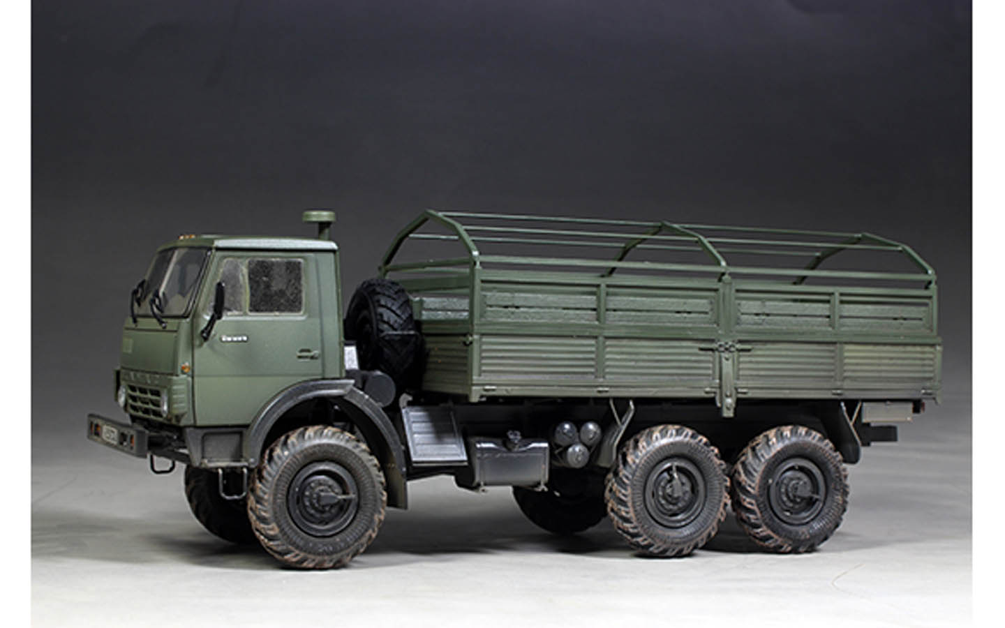 Russian KAMAZ-4310 Truck - Trumpeter 01034 | kingshobby.com