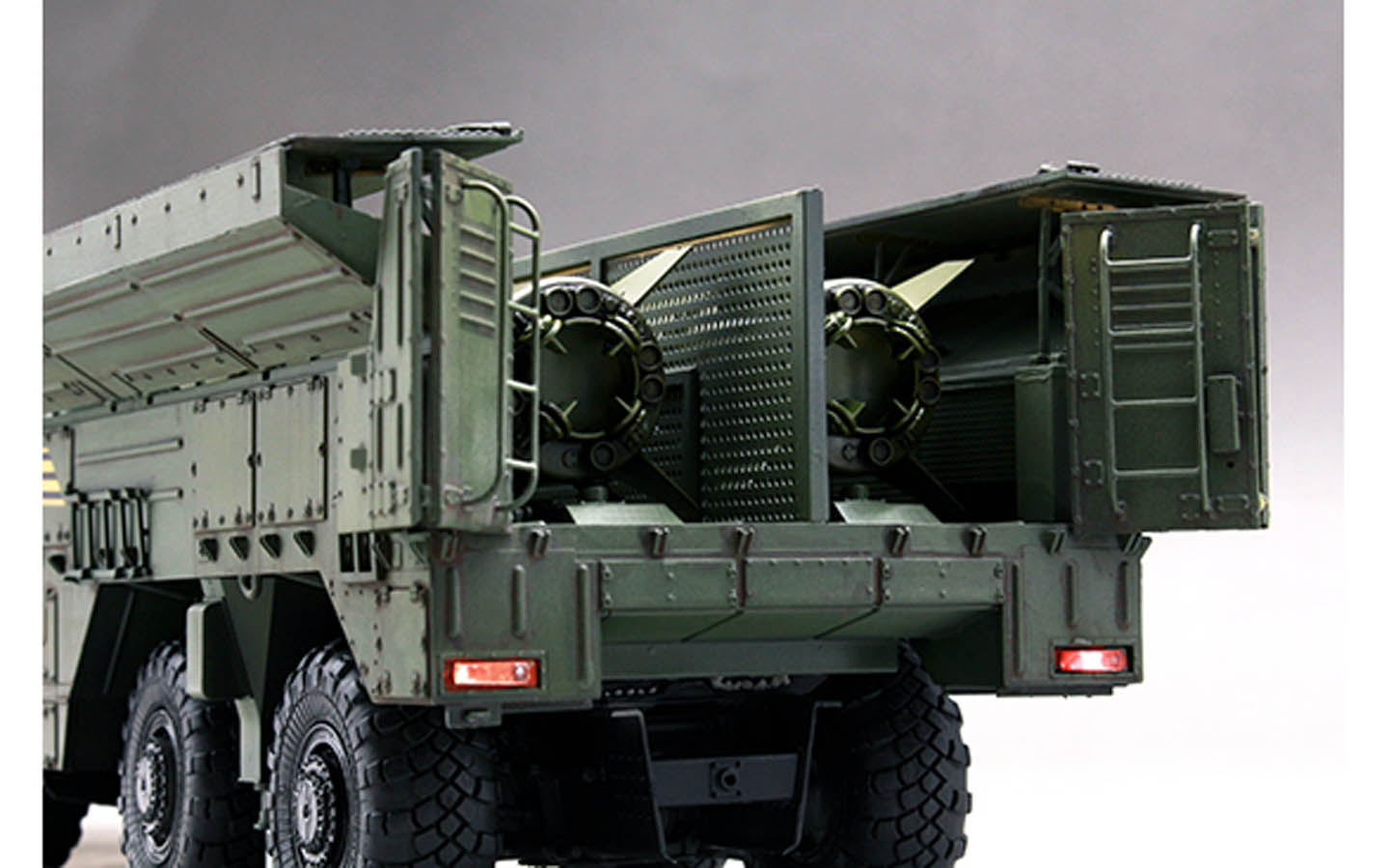 Russian 9P78-1 TEL for 9K720 Iskander-M System (SS-26 Stone ...