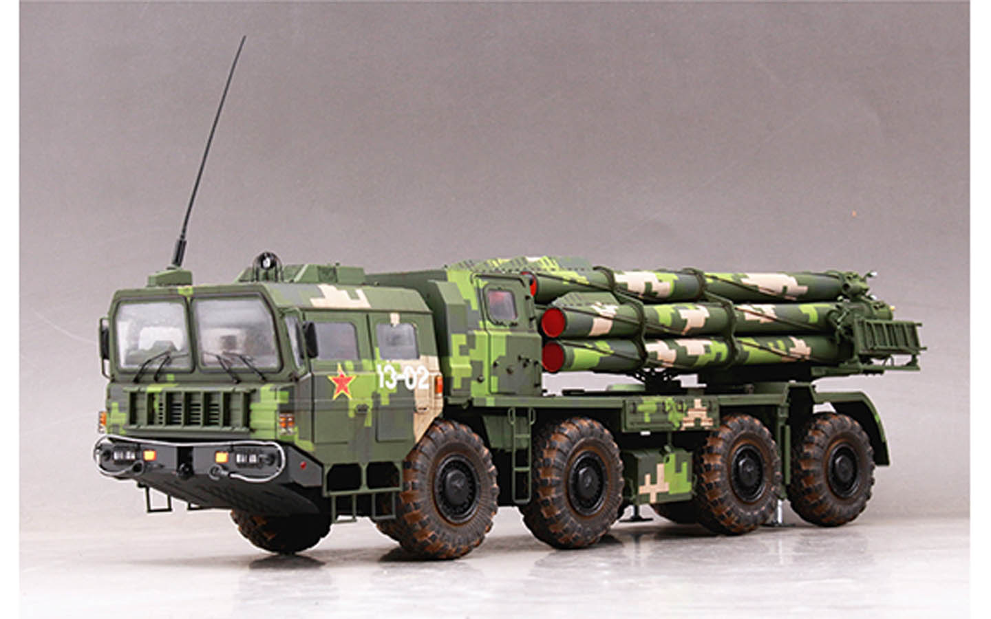 PHL-03 Multiple Launch Rocket System - Trumpeter 01069 | kingshobby.com