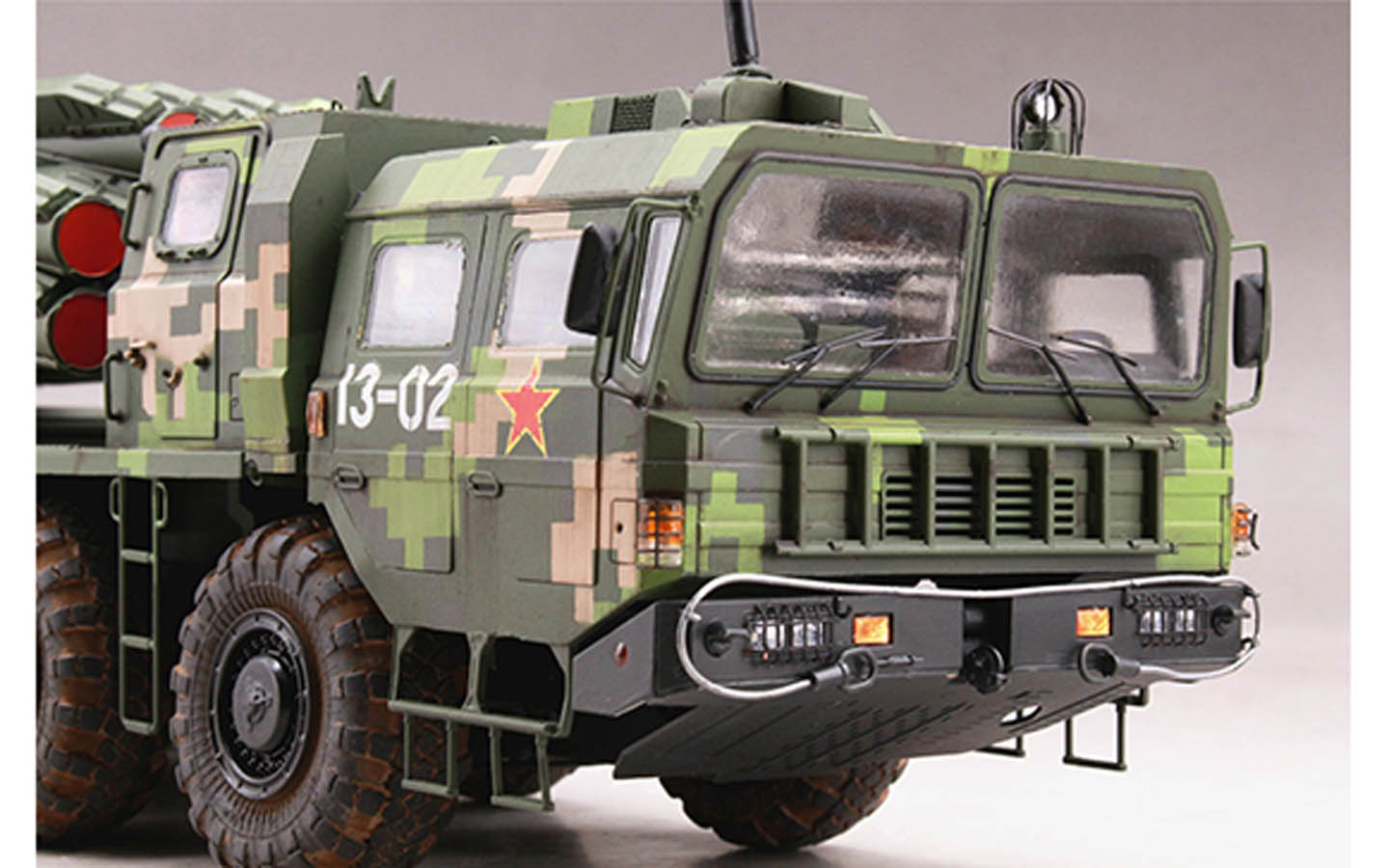 PHL-03 Multiple Launch Rocket System - Trumpeter 01069 | kingshobby.com