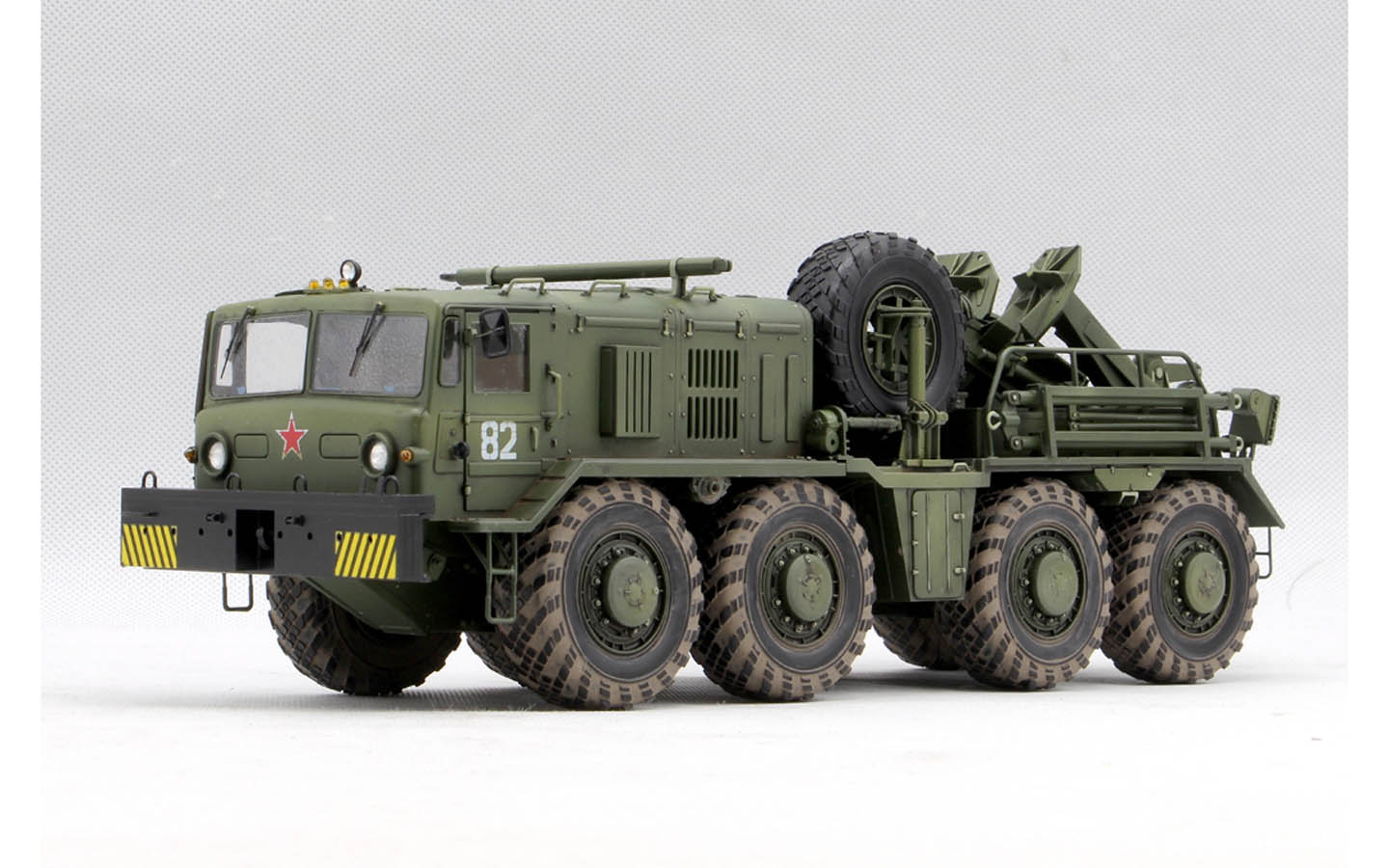 KET-T Recovery Vehicle Based on MAZ537 Heavy Truck - Trumpeter 01079 ...