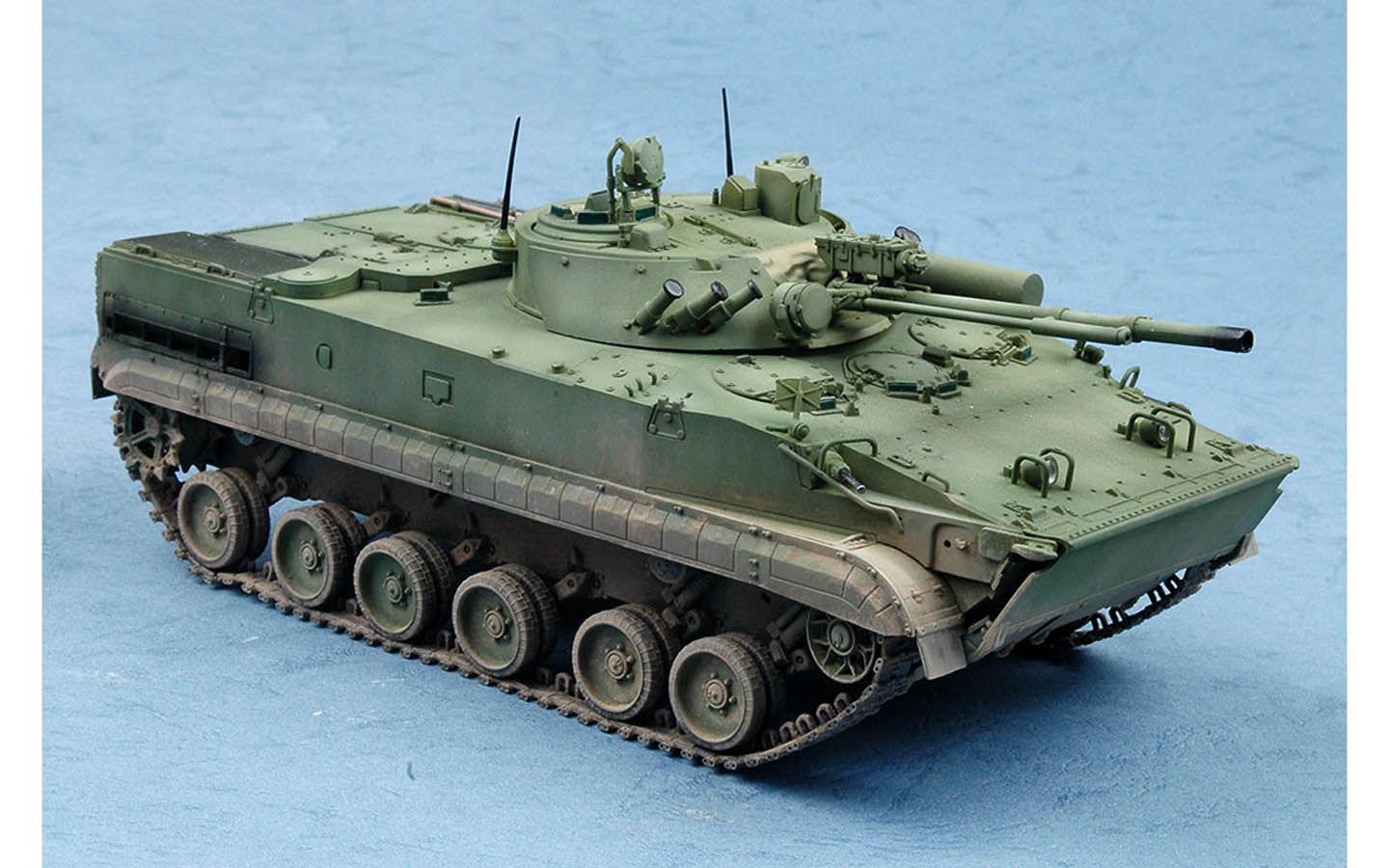 Russian BMP-3 IFV - Trumpeter 01528 | kingshobby.com
