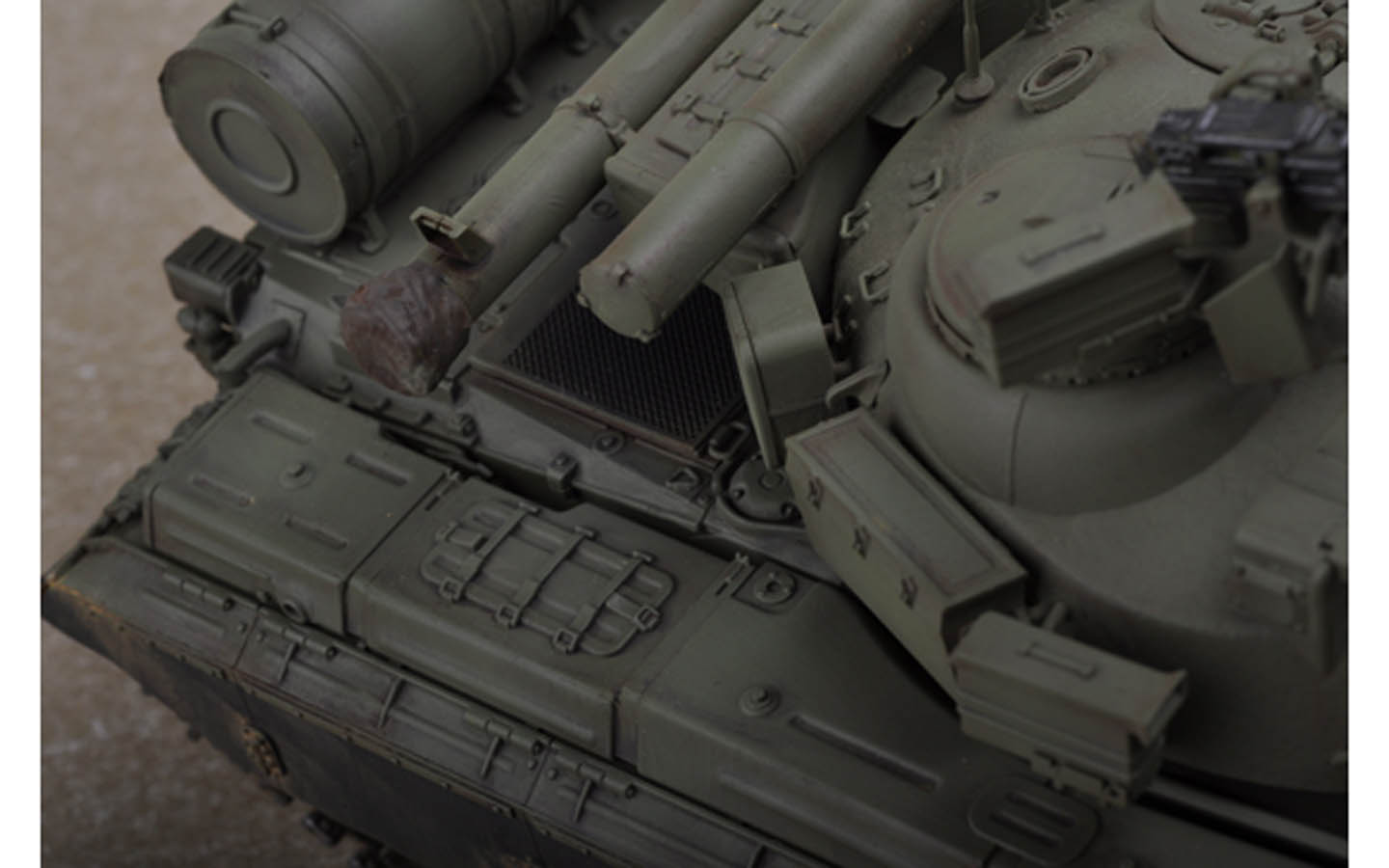 Soviet T-64A Model 1981 - Trumpeter 01579 | kingshobby.com