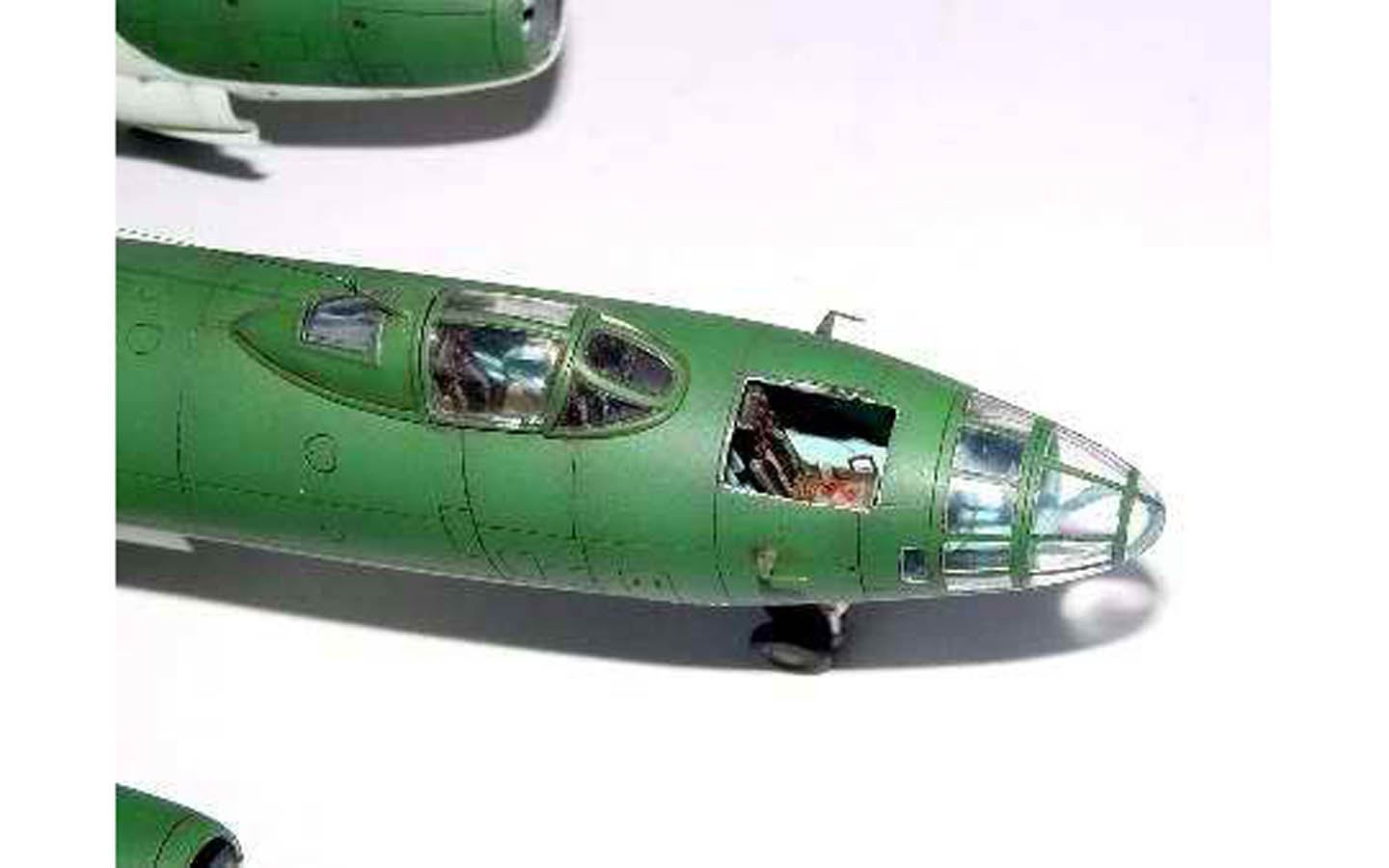 Ilyushin IL-28 Beagle - Trumpeter 01604 | kingshobby.com
