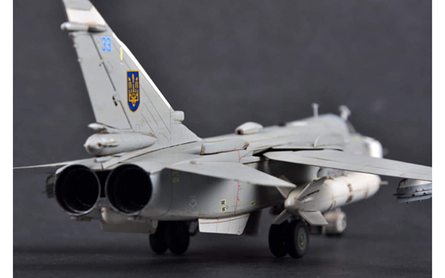 Su-24MR Fencer-E - Trumpeter 01672 | kingshobby.com