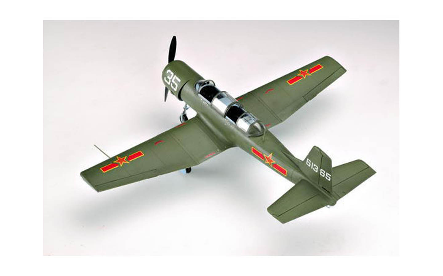China Nanchang CJ-6 - Trumpeter 02240 | kingshobby.com