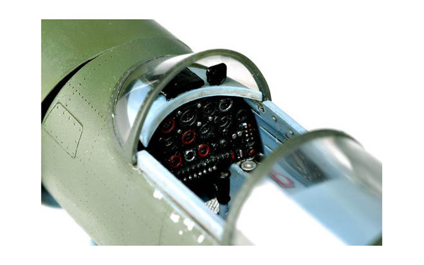 China Nanchang CJ-6 - Trumpeter 02240 | kingshobby.com