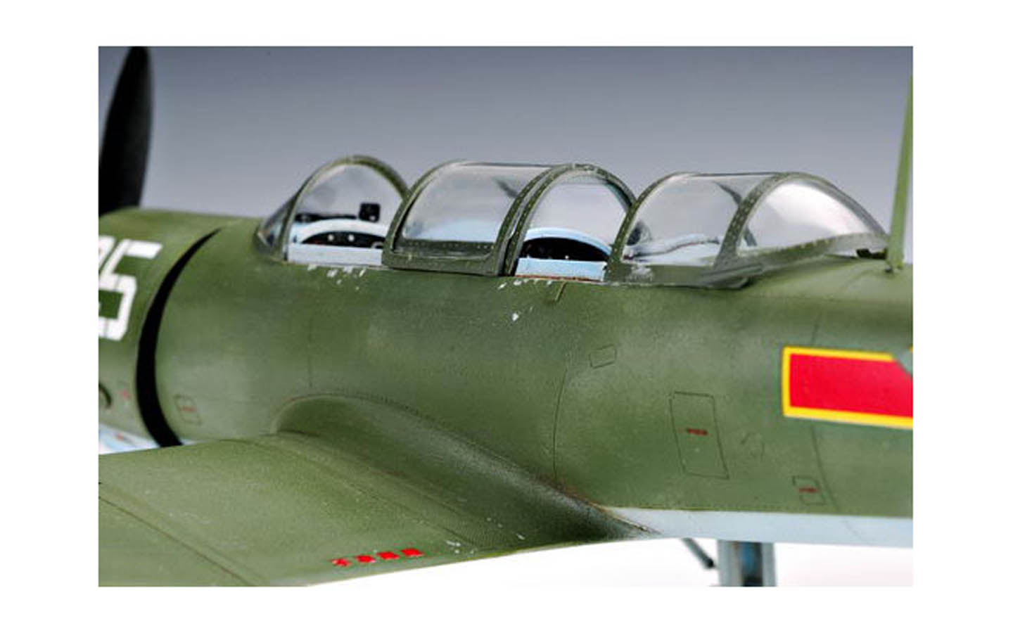 China Nanchang CJ-6 - Trumpeter 02240 | kingshobby.com