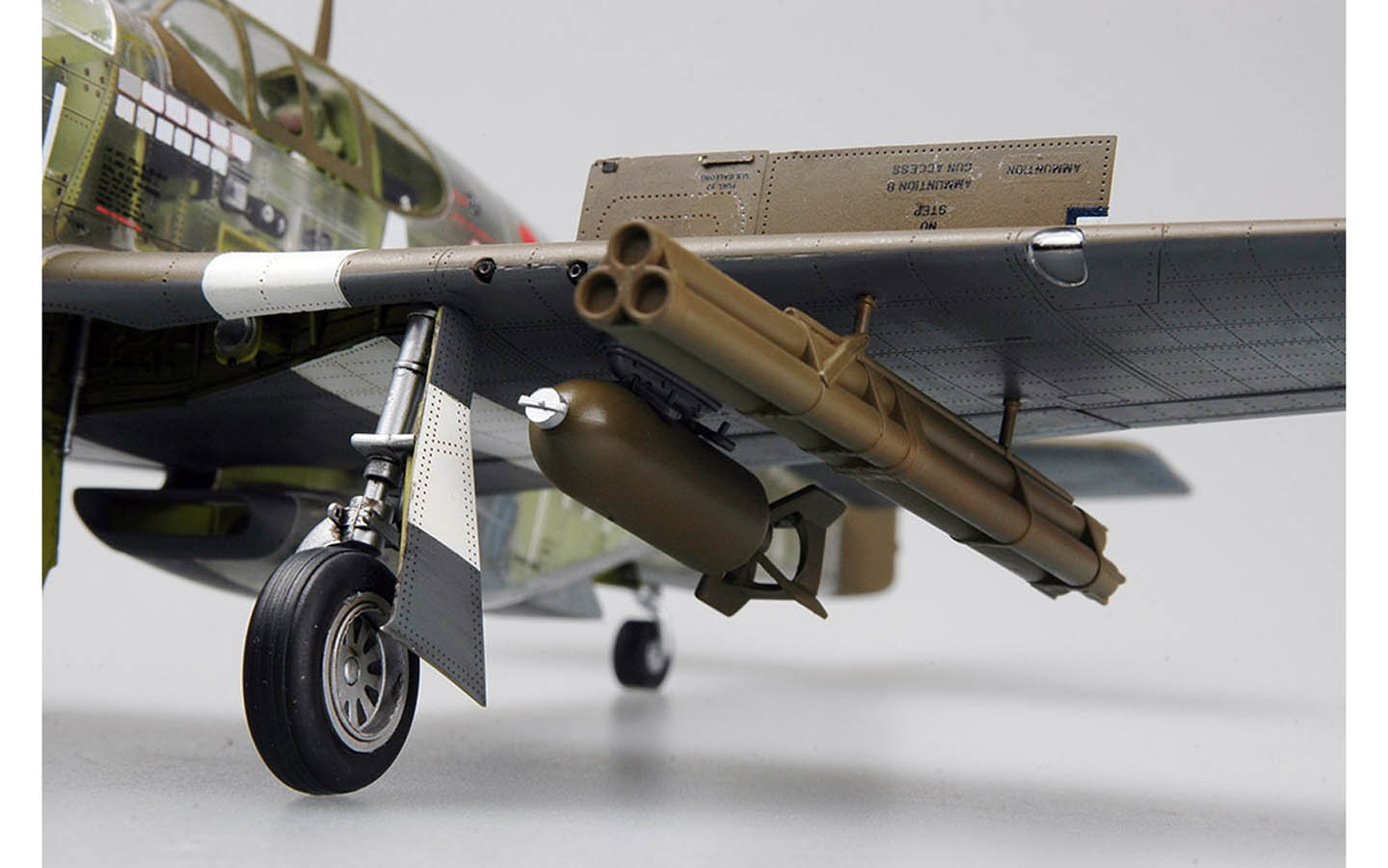 P-51B Mustang II - Trumpeter 02274 | kingshobby.com