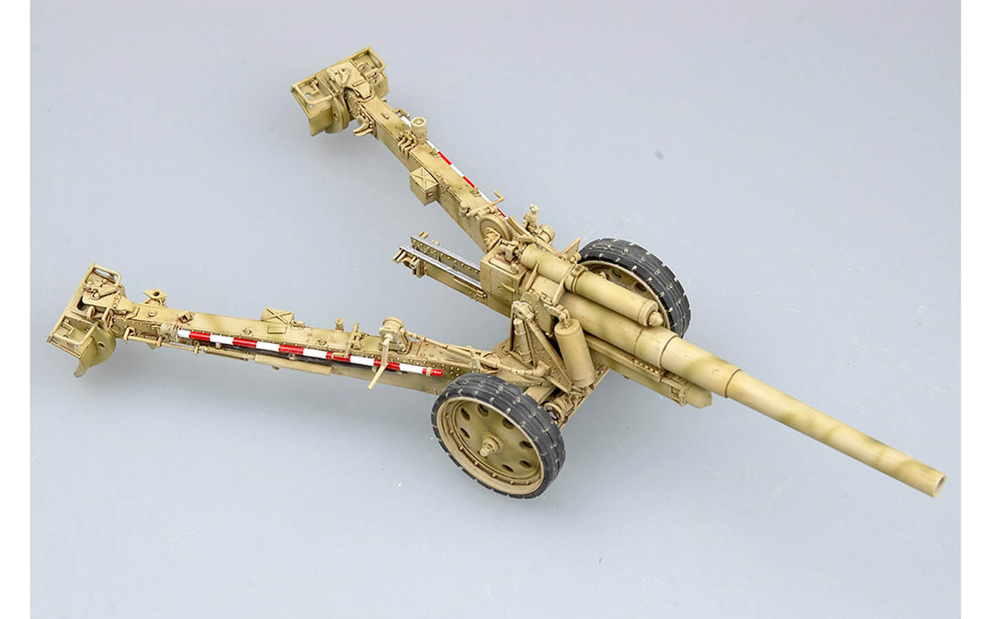 German s.F.H 18 15cm Field Howitzer - Trumpeter 02304 | kingshobby.com