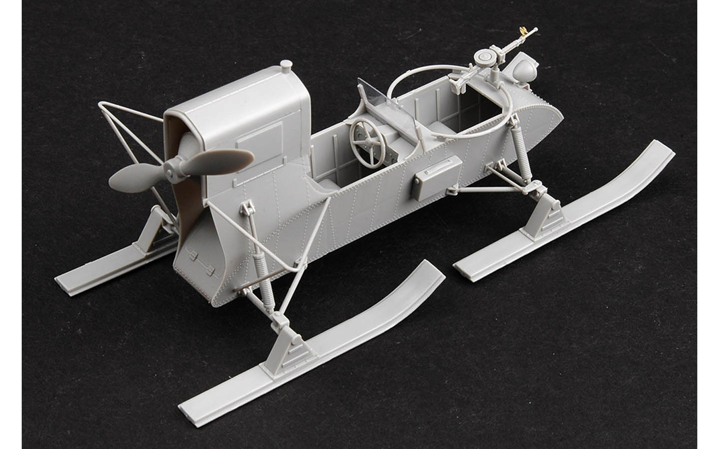 Soviet Aerosan RF-8/GAZ-98 - Trumpeter 02322 | kingshobby.com