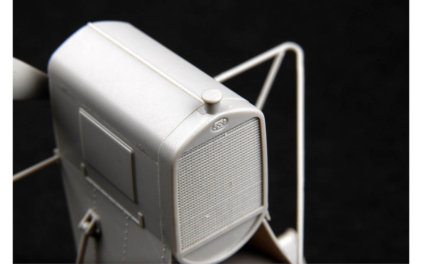 Soviet Aerosan RF-8/GAZ-98 - Trumpeter 02322 | kingshobby.com