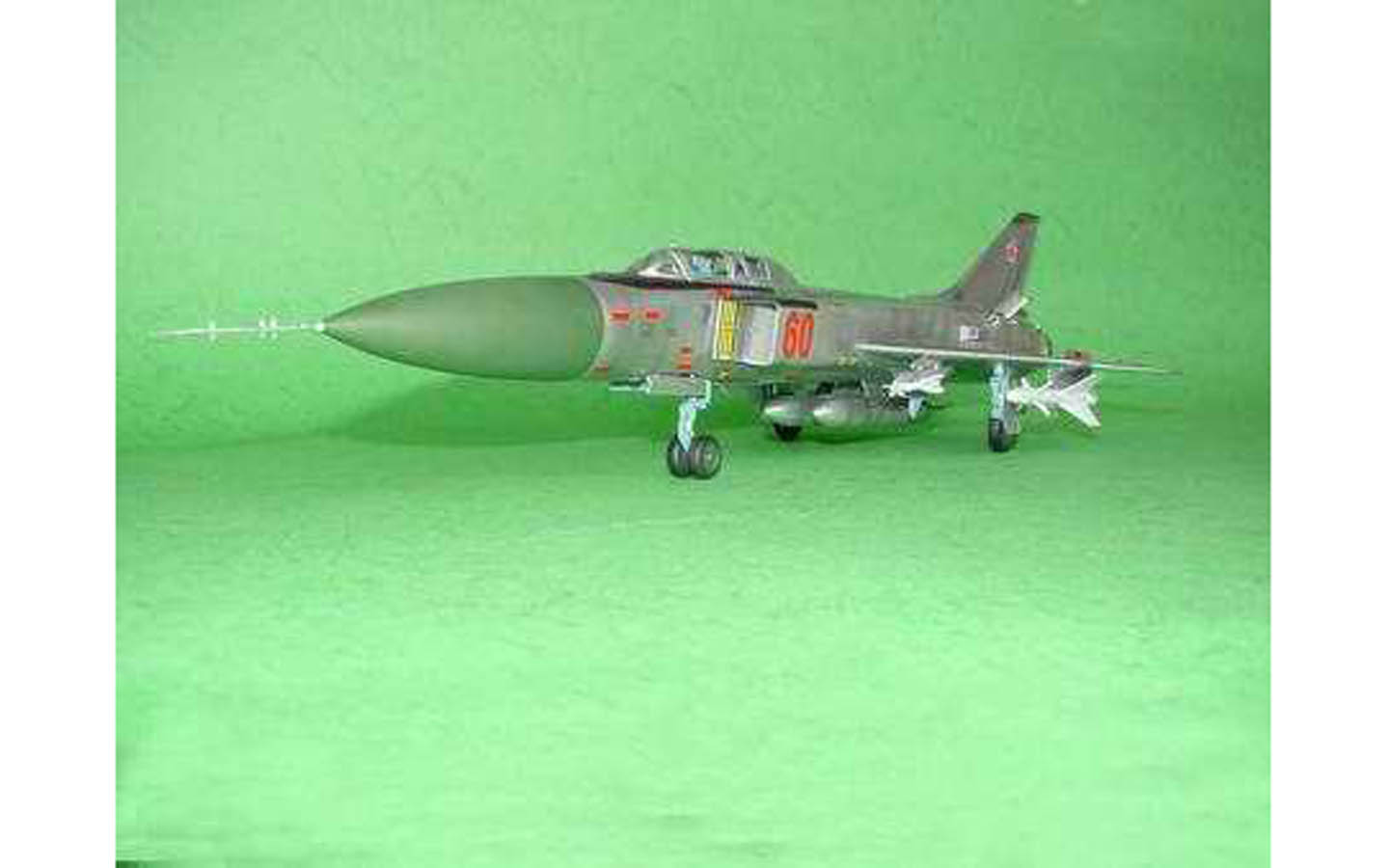Sukhoi Su-15 UM Flagon-G - Trumpeter 02812 | kingshobby.com