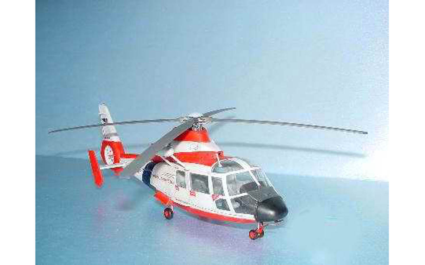 Aerospatiale SA365N Dauphin 2 - Trumpeter 02816 | kingshobby.com