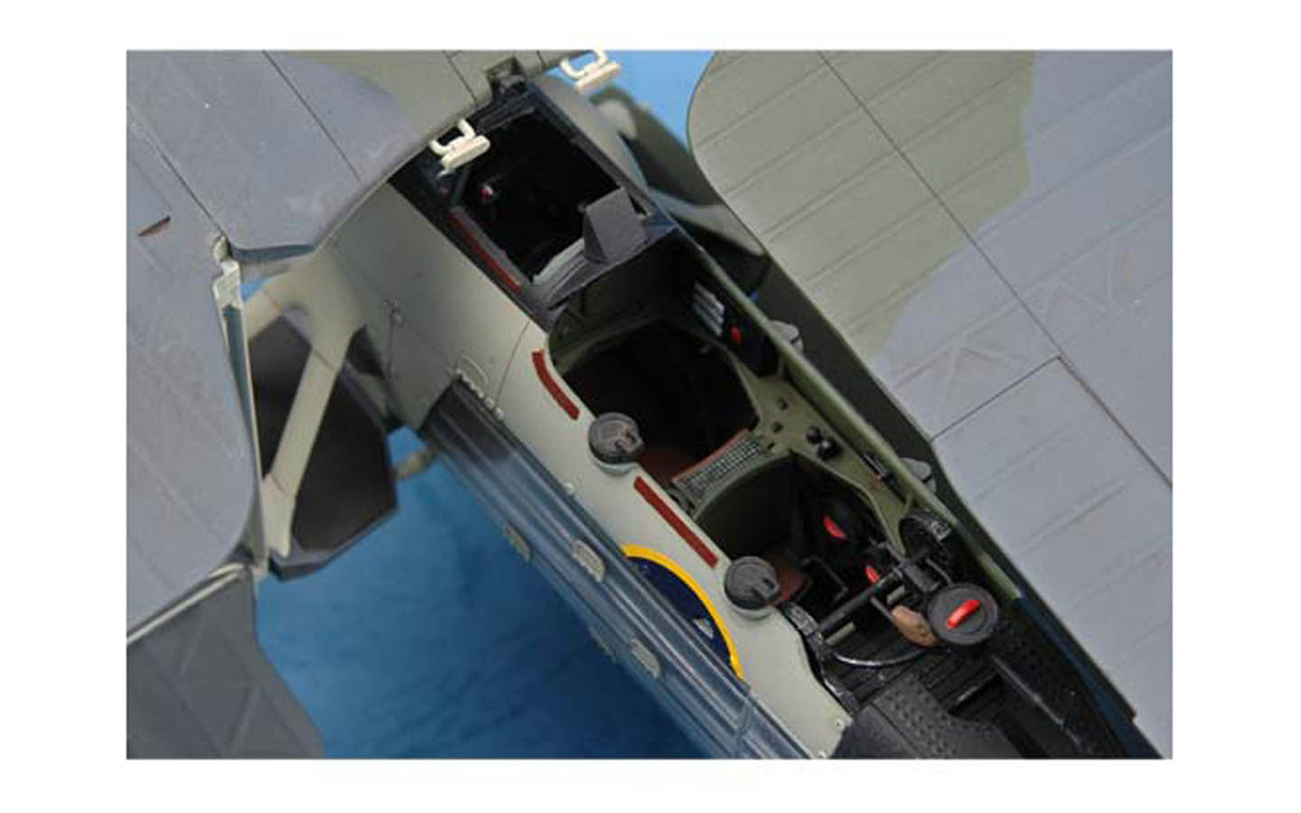 Fairey Swordfish Mk. II - Trumpeter 03208 | kingshobby.com