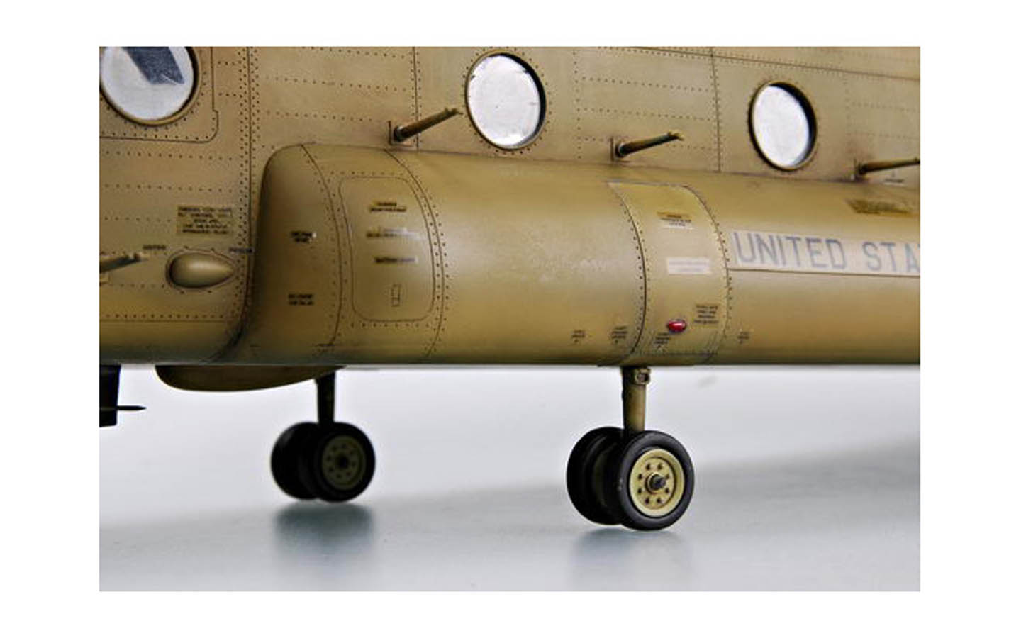 CH-47A Chinook - Trumpeter 05104 | kingshobby.com