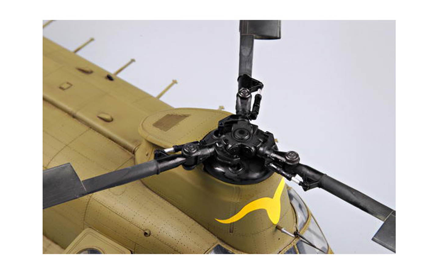 CH-47A Chinook - Trumpeter 05104 | kingshobby.com