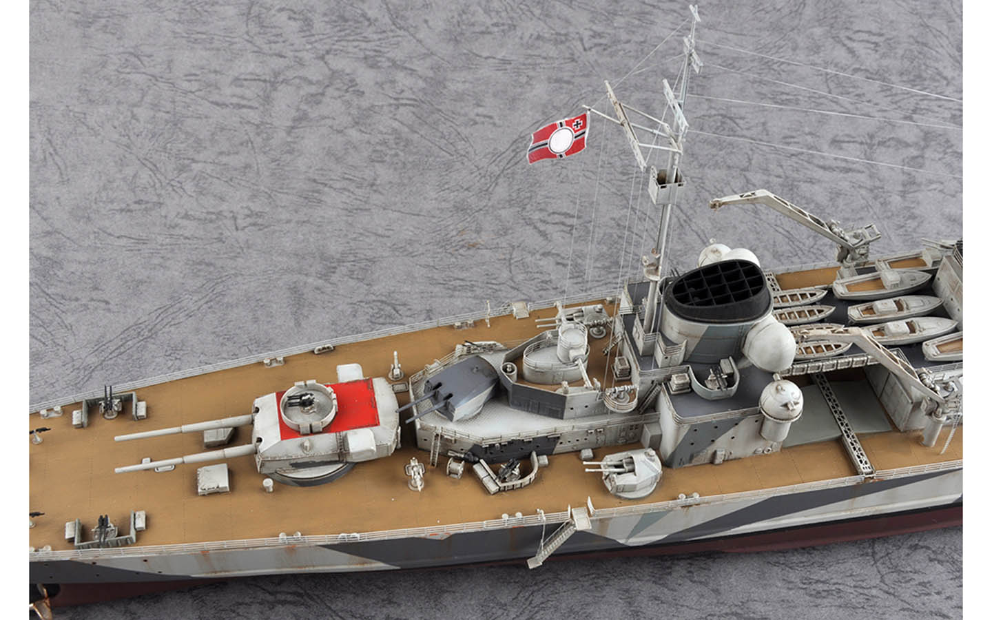 DKM O Class Battlecruiser Barbarossa - Trumpeter 05370 | kingshobby.com