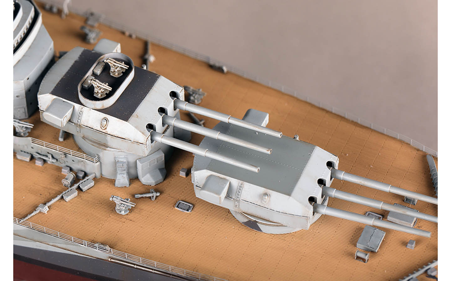 DKM H Class Battleship - Trumpeter 05371 | kingshobby.com