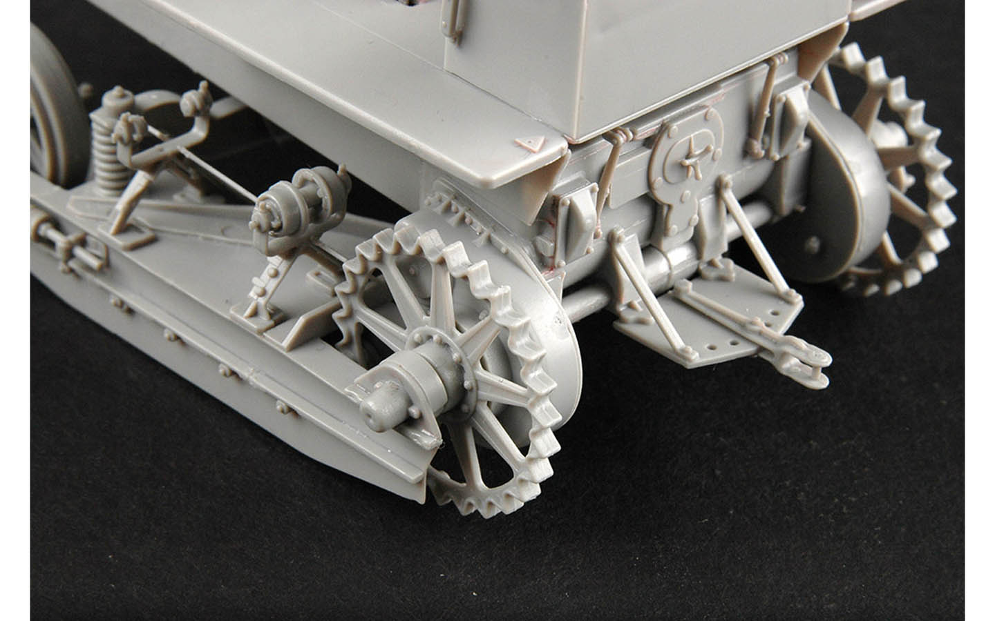 Russian ChTZ S-65 Tractor - Trumpeter 05538 | kingshobby.com