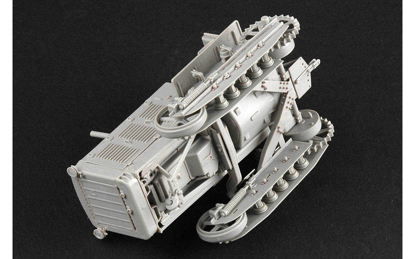 Russian ChTZ S-65 Tractor - Trumpeter 05538 | kingshobby.com