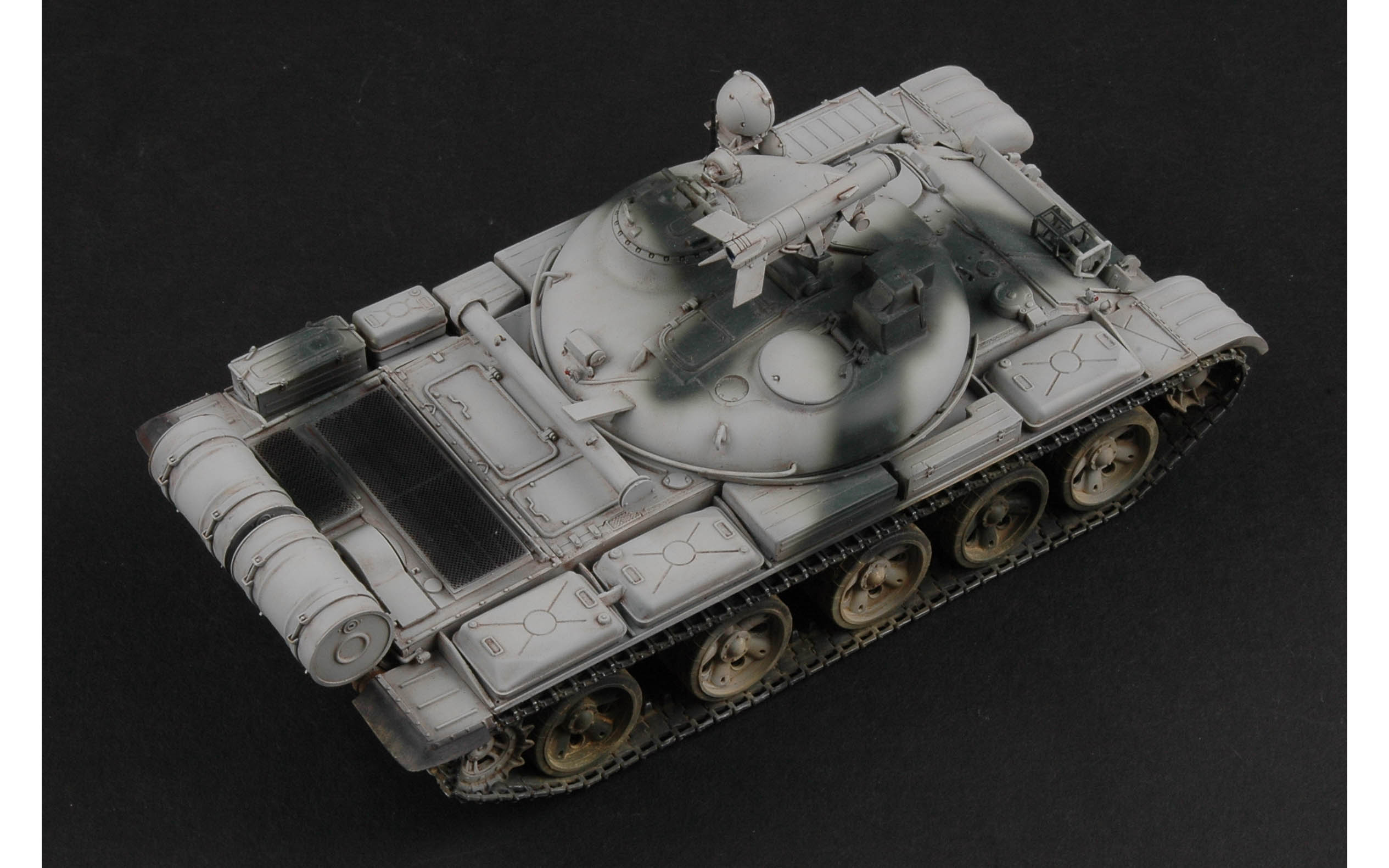 Soviet IT-1 Missile Tank - Trumpeter 05541 | kingshobby.com