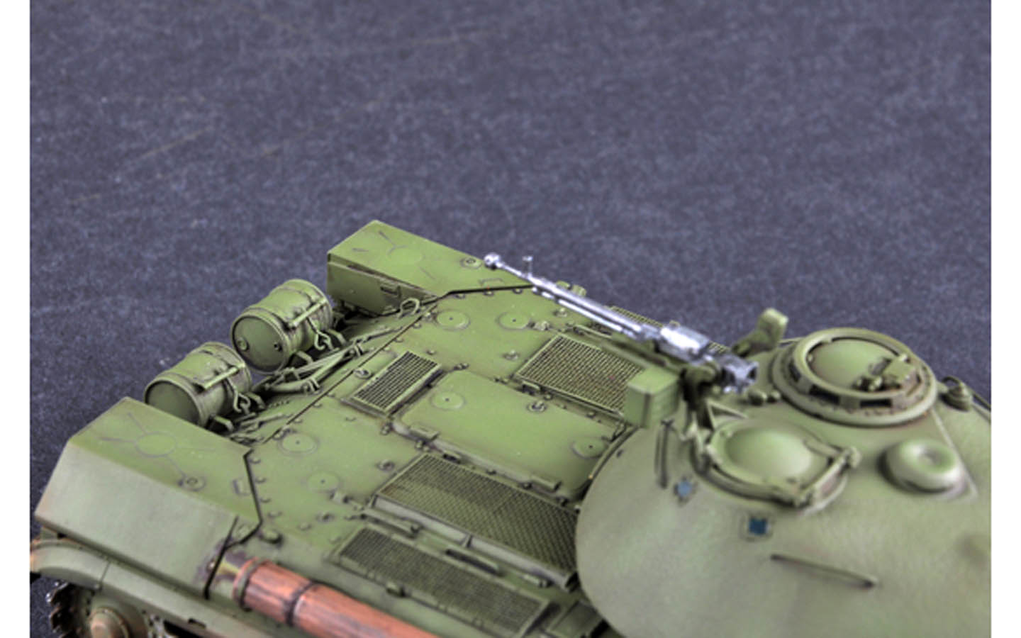 Soviet T-10 Heavy Tank - Trumpeter 05545 | kingshobby.com