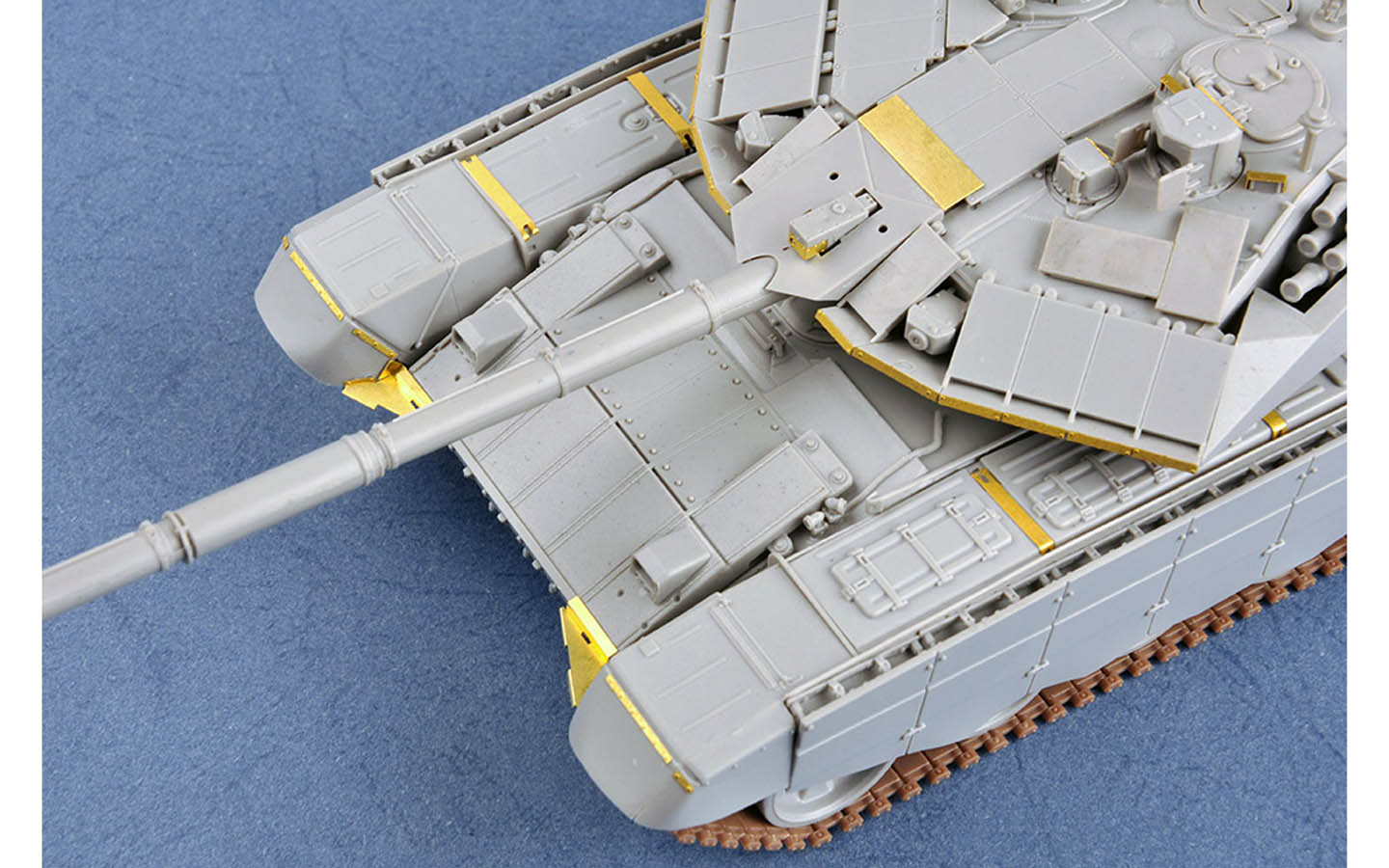 Russian T-90S Modernized - Trumpeter 05549 | kingshobby.com