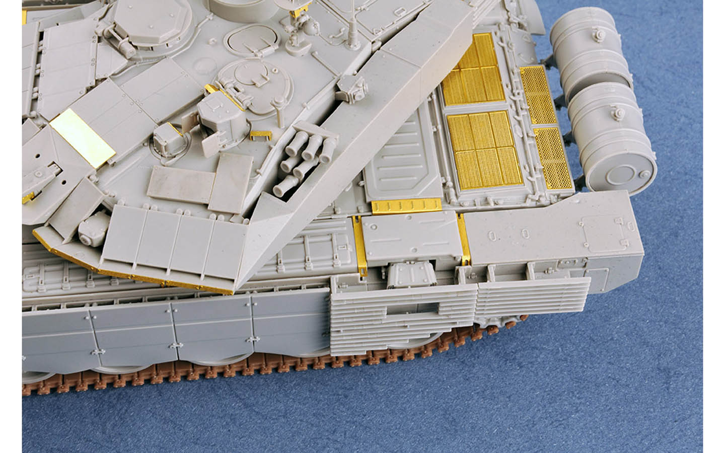 Russian T-90S Modernized - Trumpeter 05549 | kingshobby.com