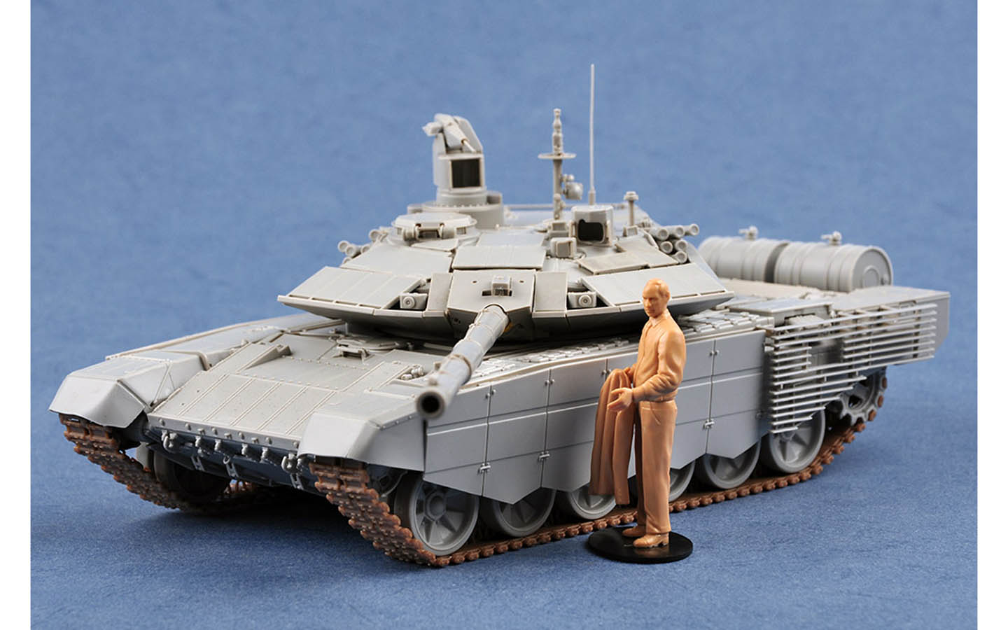 Russian T-90S Modernized - Trumpeter 05549 | kingshobby.com