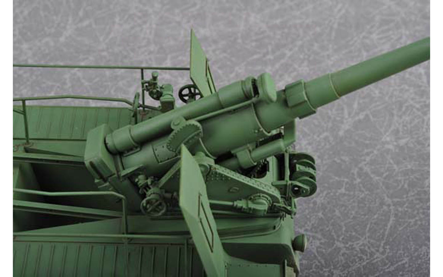 Soviet S-51 Self-Propelled Gun - Trumpeter 05583 | kingshobby.com