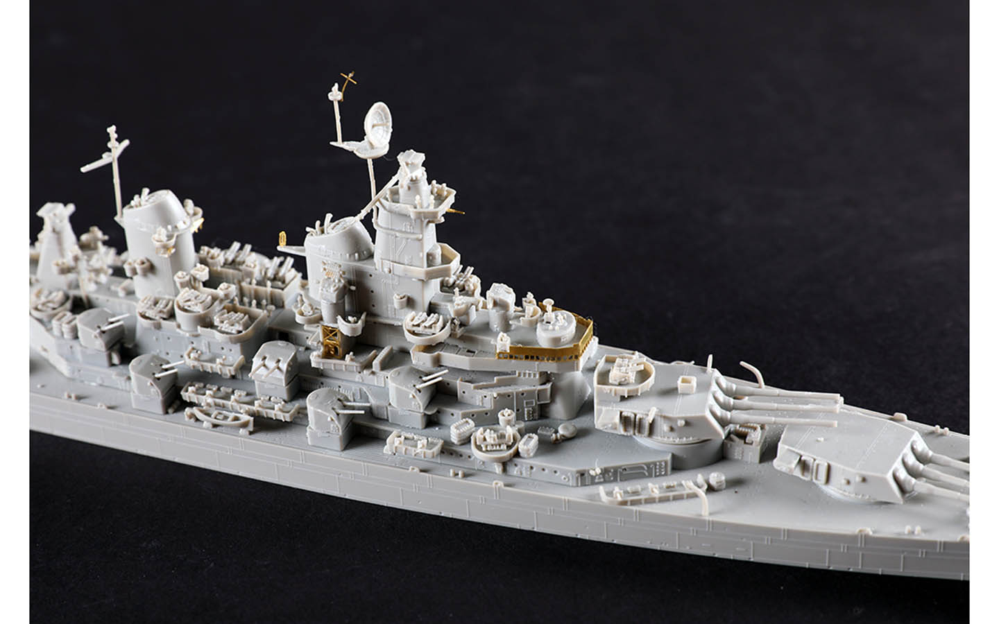 USS Missouri BB-63 - Trumpeter 06748 | kingshobby.com