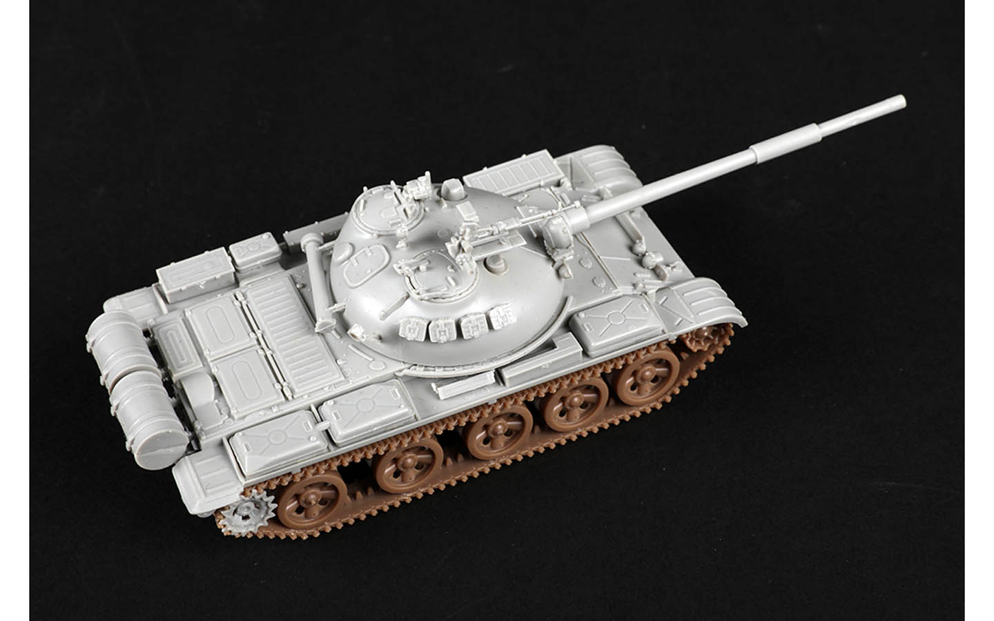 Russian T-62 Main Battle Tank, Model 1972 - Trumpeter 07147 ...
