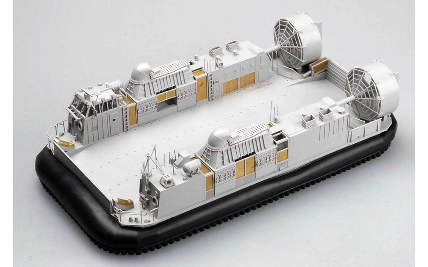 JMSDF Landing Craft Air Cushion (LCAC) - Trumpeter 07301 | kingshobby.com