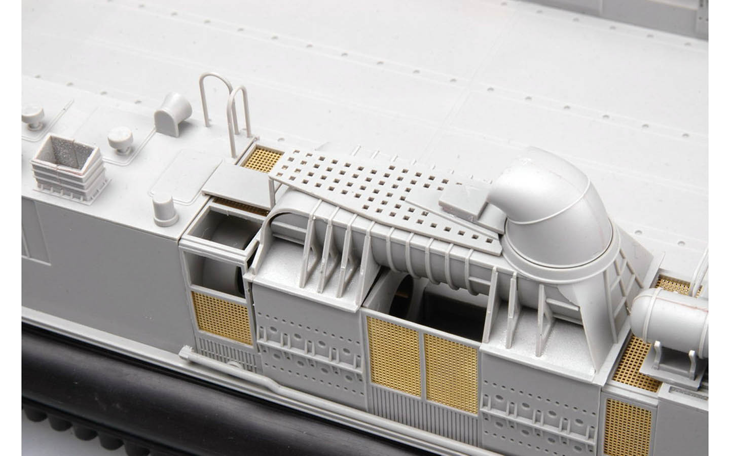 JMSDF Landing Craft Air Cushion (LCAC) - Trumpeter 07301 | kingshobby.com