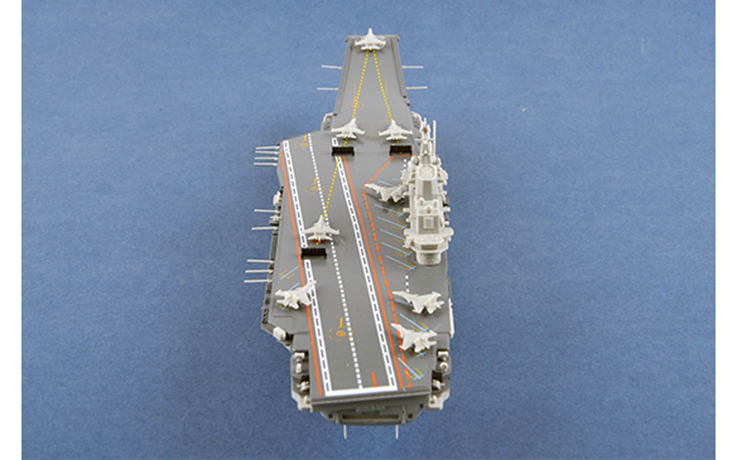 PLA Navy Aircraft Carrier LiaoNing CV-16 - Trumpeter 07313 | kingshobby.com