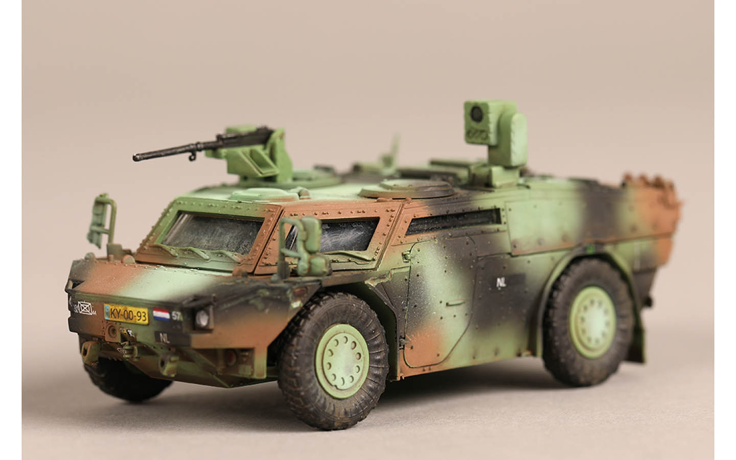 German Fennek LGS, Dutch Version - Trumpeter 07401 | kingshobby.com