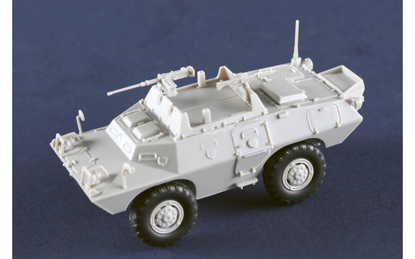 USAF XM706E2 - Trumpeter 07444 | kingshobby.com