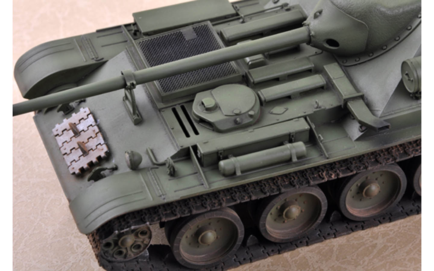 Soviet SU-101 SPA - Trumpeter 09505 | kingshobby.com