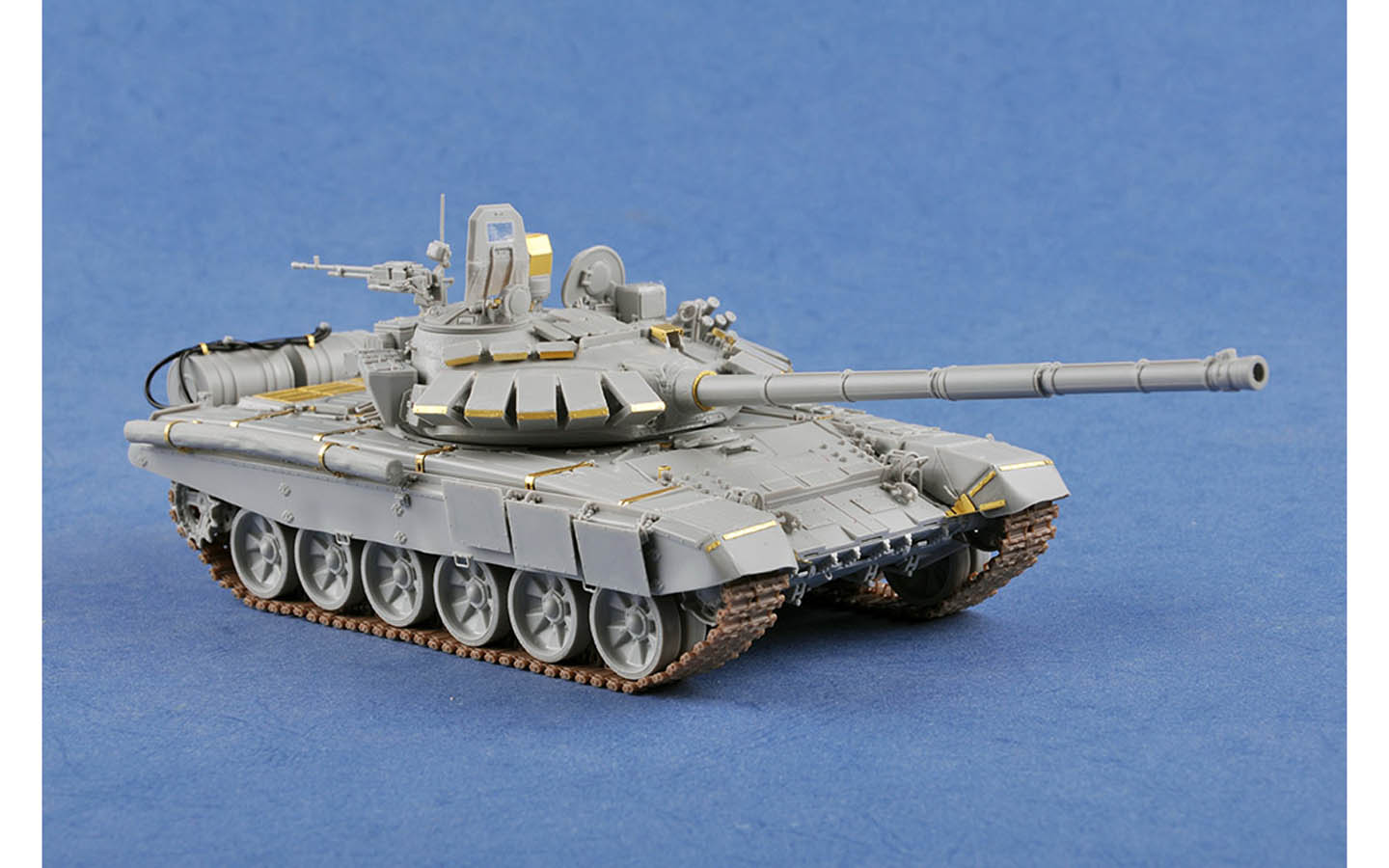 Russian T-72B3M MBT - Trumpeter 09510 | kingshobby.com