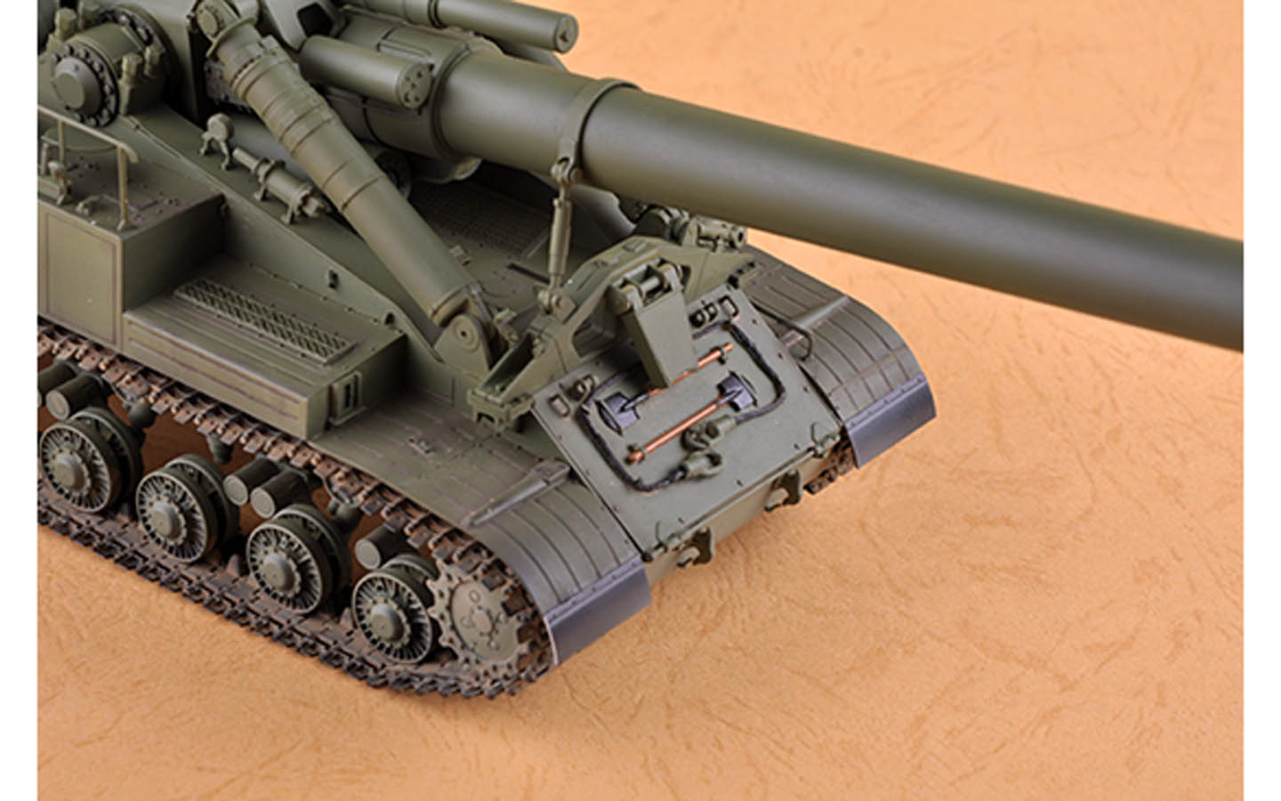 Soviet 2A3 Kondensator 2P 406mm Self-Propelled Howitzer - Trumpeter ...