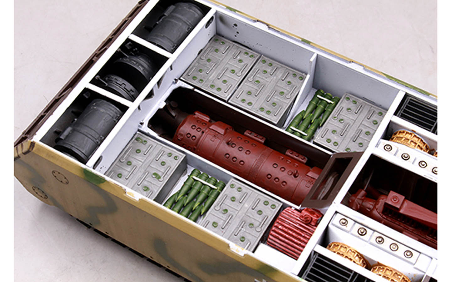 Pz.Kpfw. VIII Maus with Full Interior Details - Trumpeter 09541 ...